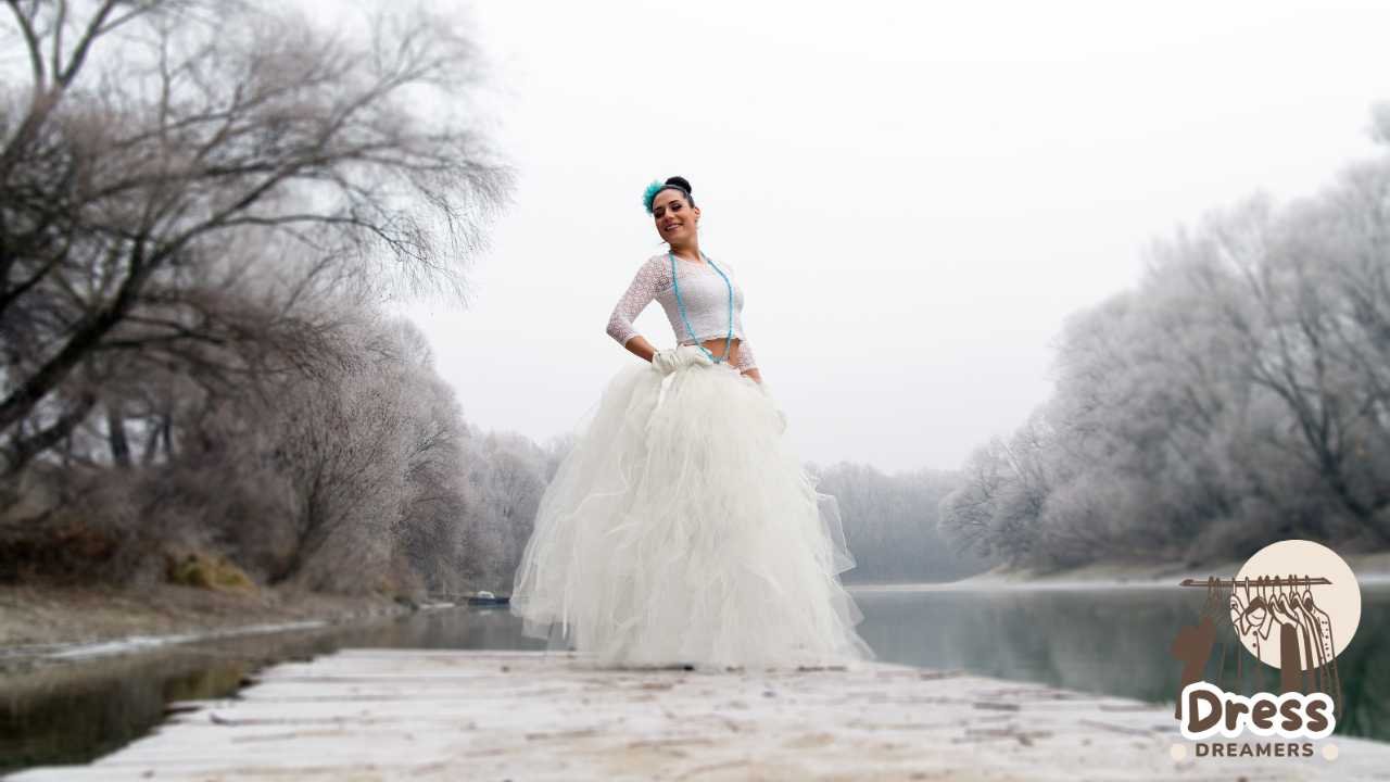 15 Ice Queen Dress to Impress Looks: Shine Like Royalty