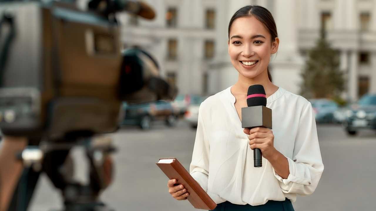 13 Stylish Outfit Ideas for News Reporters: Look Polished On-Screen