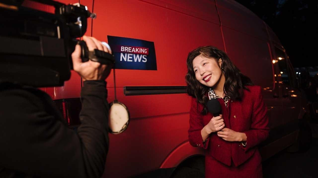 13 Stylish Outfit Ideas for News Reporters: Look Polished On-Screen